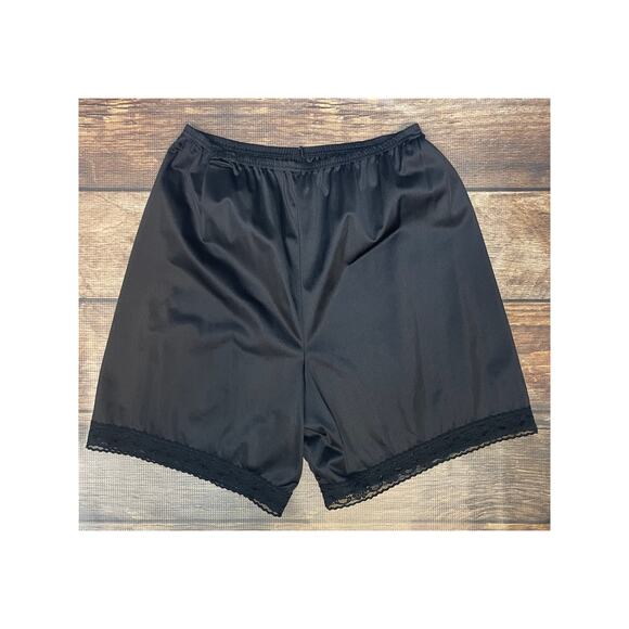 Vanity Fair | Intimates & Sleepwear | Vintage 9s Black Nylon Petti ...